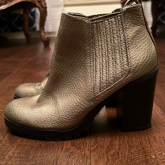 Sam & Libby | Shoes | Sam Libby Gold Metallic Bootie | Poshmark